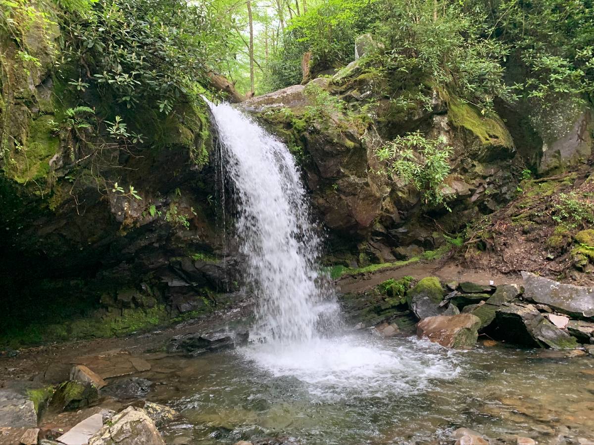 15 Stunning Great Smoky Mountain Waterfalls 15 Stunning Great Smoky Mountain Waterfalls
