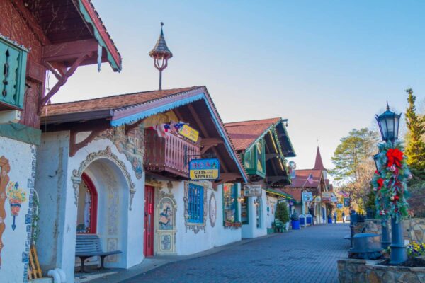 17 Magical Ways to Enjoy a Helen Georgia Christmas in 2024