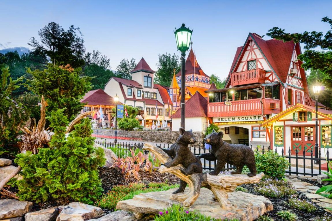 17 Magical Ways to Enjoy a Helen Georgia Christmas in 2024