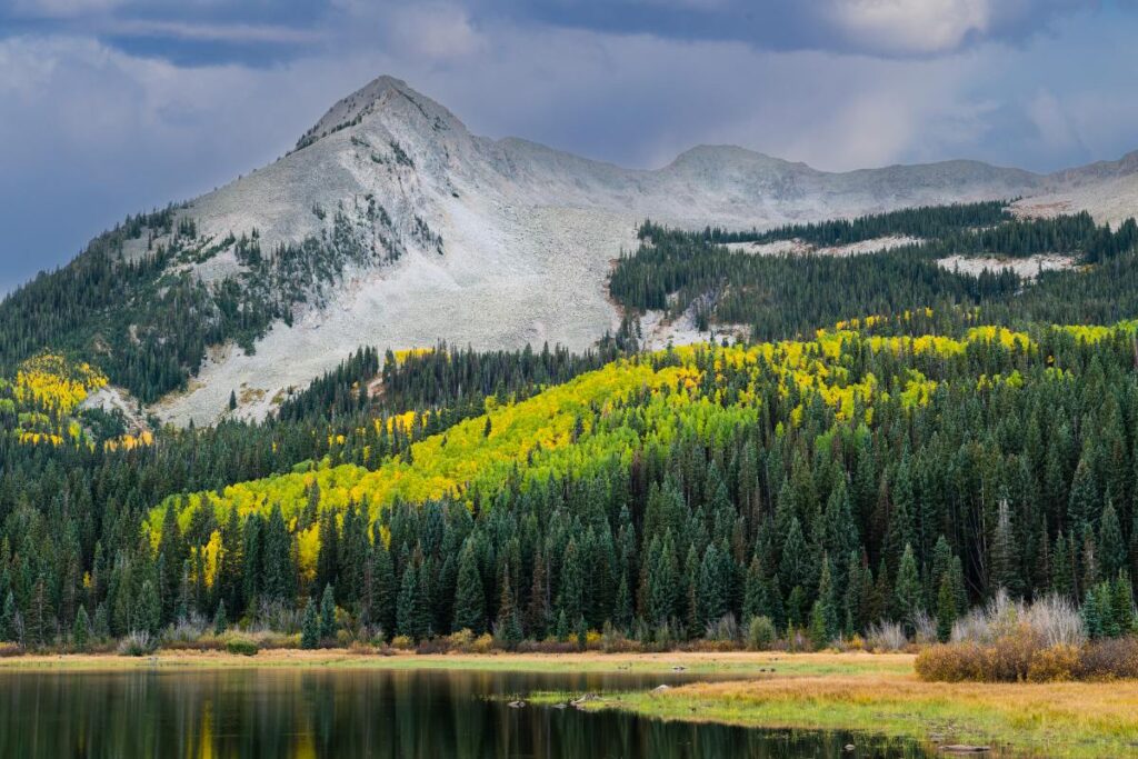 21 Best Fall Hikes in Colorado From Easy to Challenging
