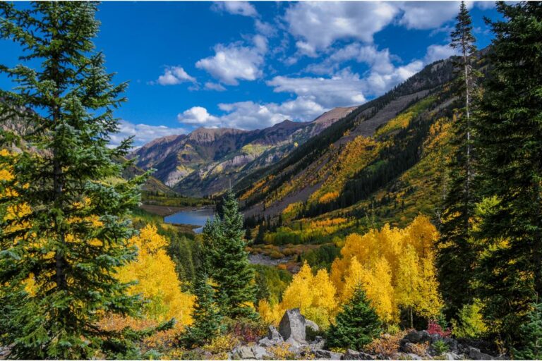 21 Best Fall Hikes in Colorado From Easy to Challenging